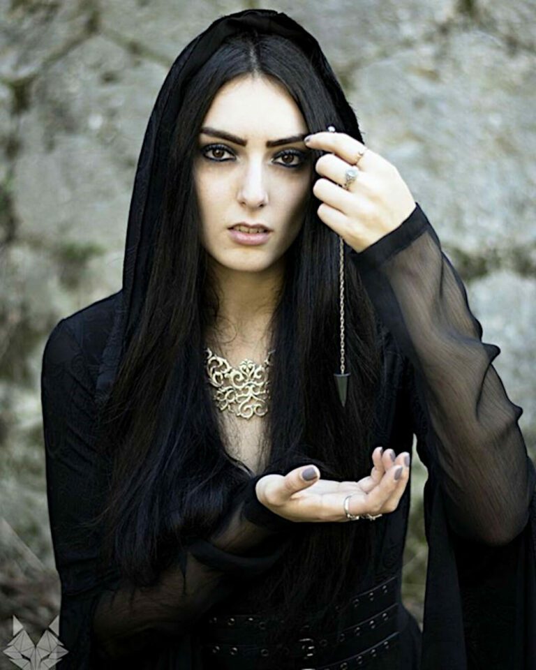 Nicoletta Rosellini - Shieldmaidens of Metal